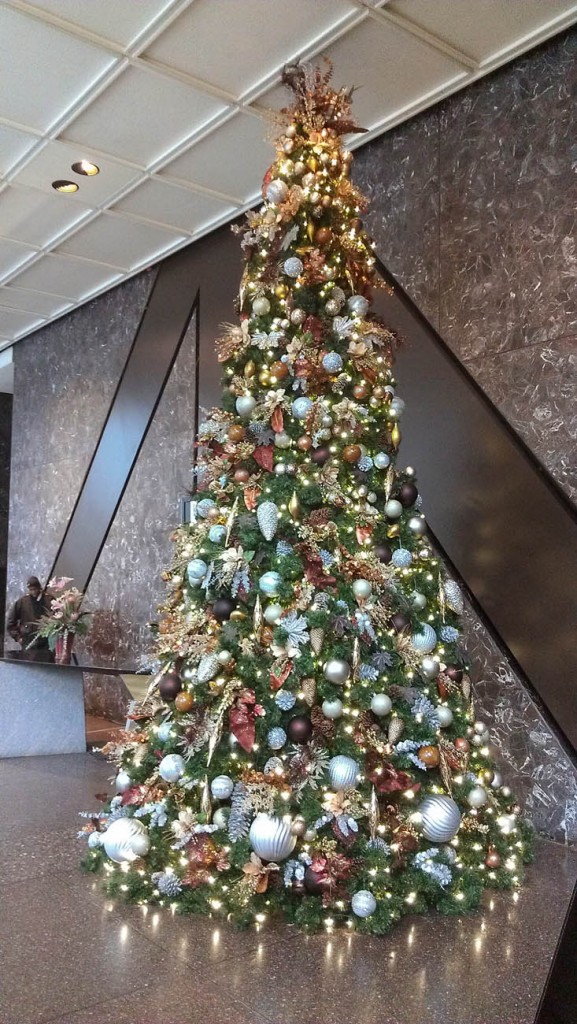 Holiday Decorating - Trees, Lights, Decorations for Businesses